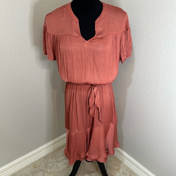 Simply Vera Vera Wang | Dresses | Simply Vera Wang Flutter Sleeve Midi ...